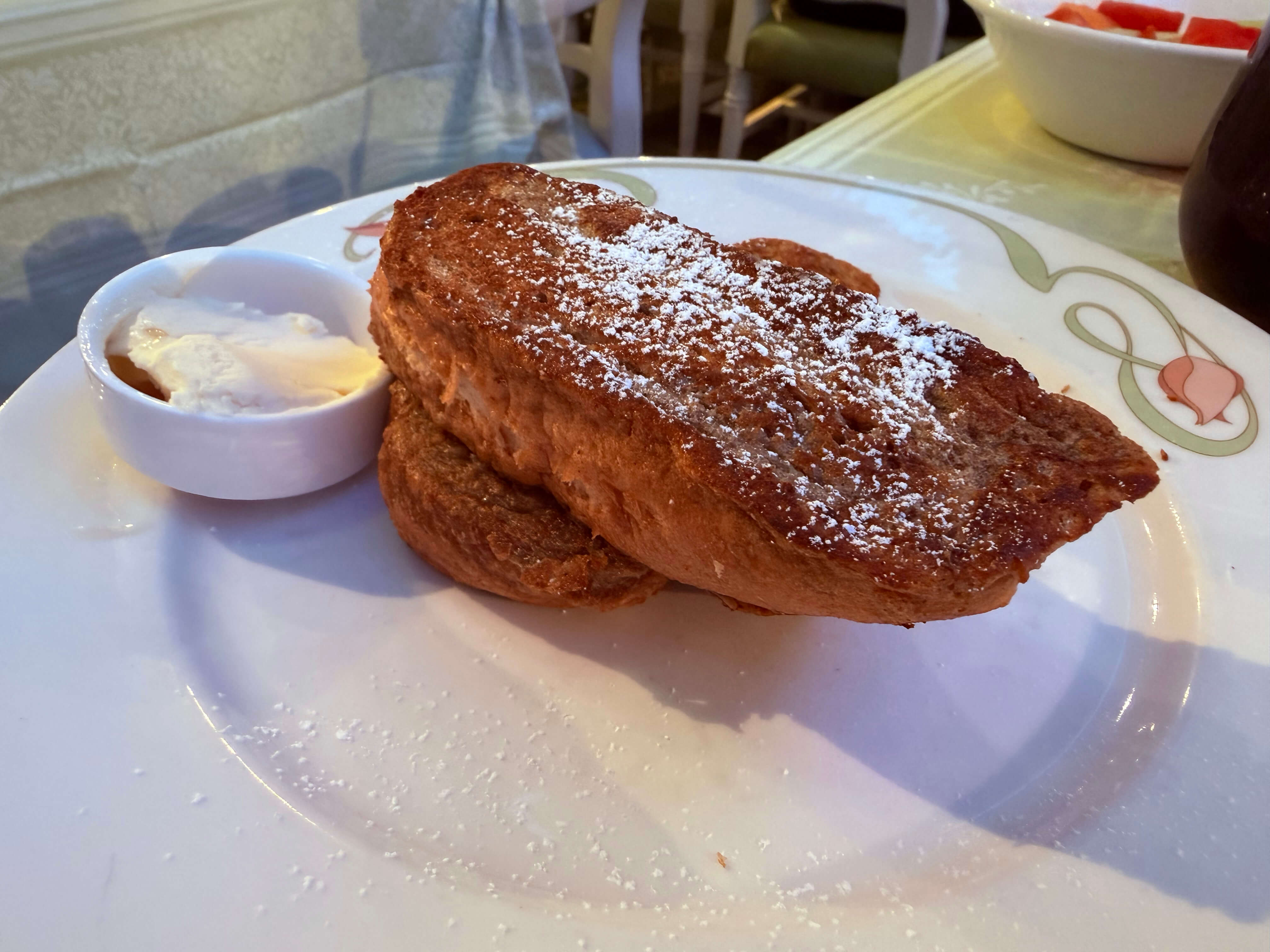 William Backy - Disney Fantasy – Debarkation Breakfast